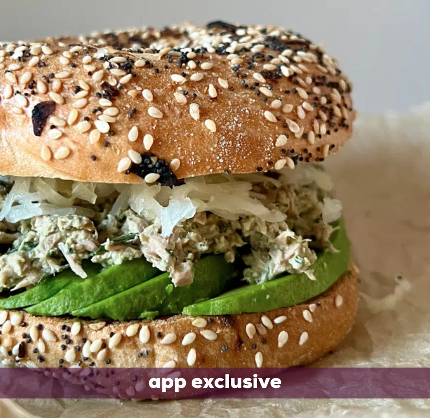 toasted spicy tuna bagel with tangy sauerkraut slaw – The Gut Stuff
